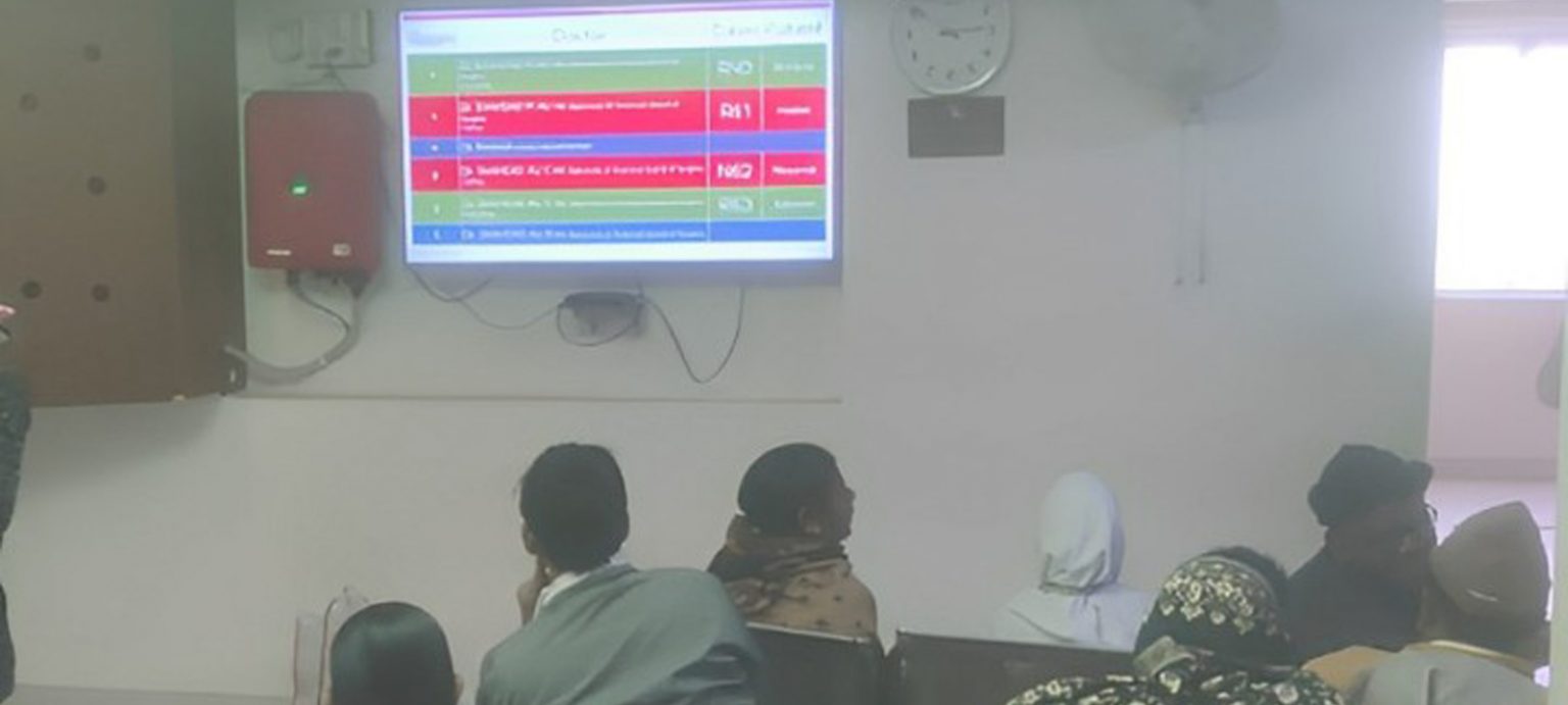 Smart Token & Queue System for Hospitals, Labs & Pharmacies | Reduce ...